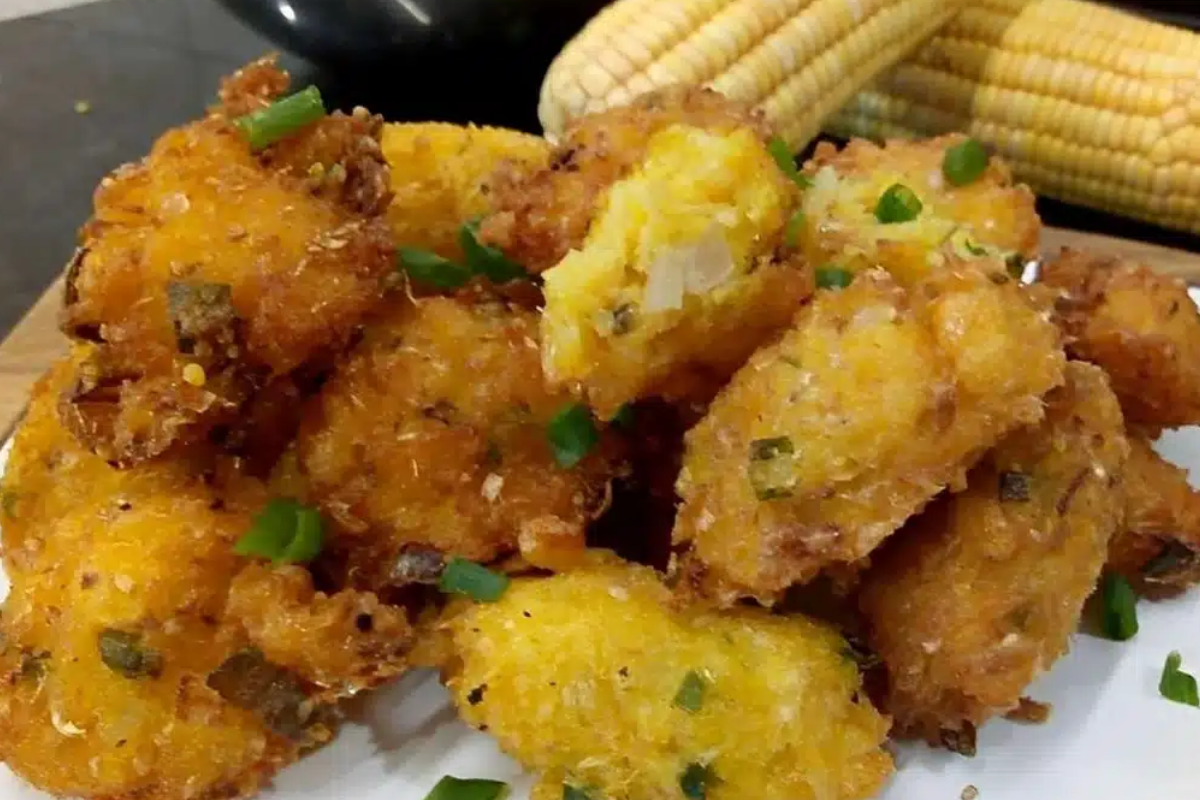 Receita de bolinho de milho frito saboroso e delicioso que vai encantar ...